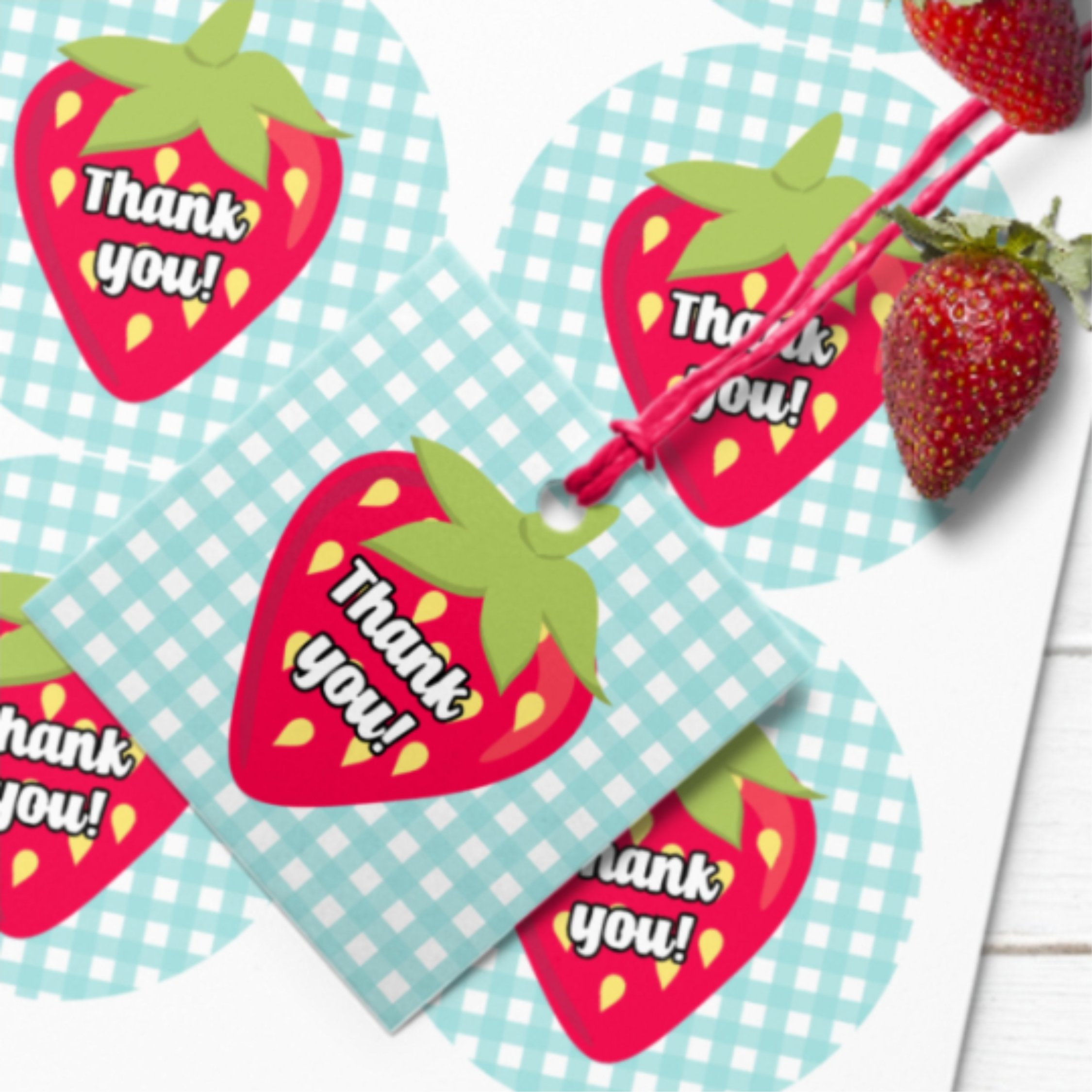 Strawberry Round Labels 2.5 in