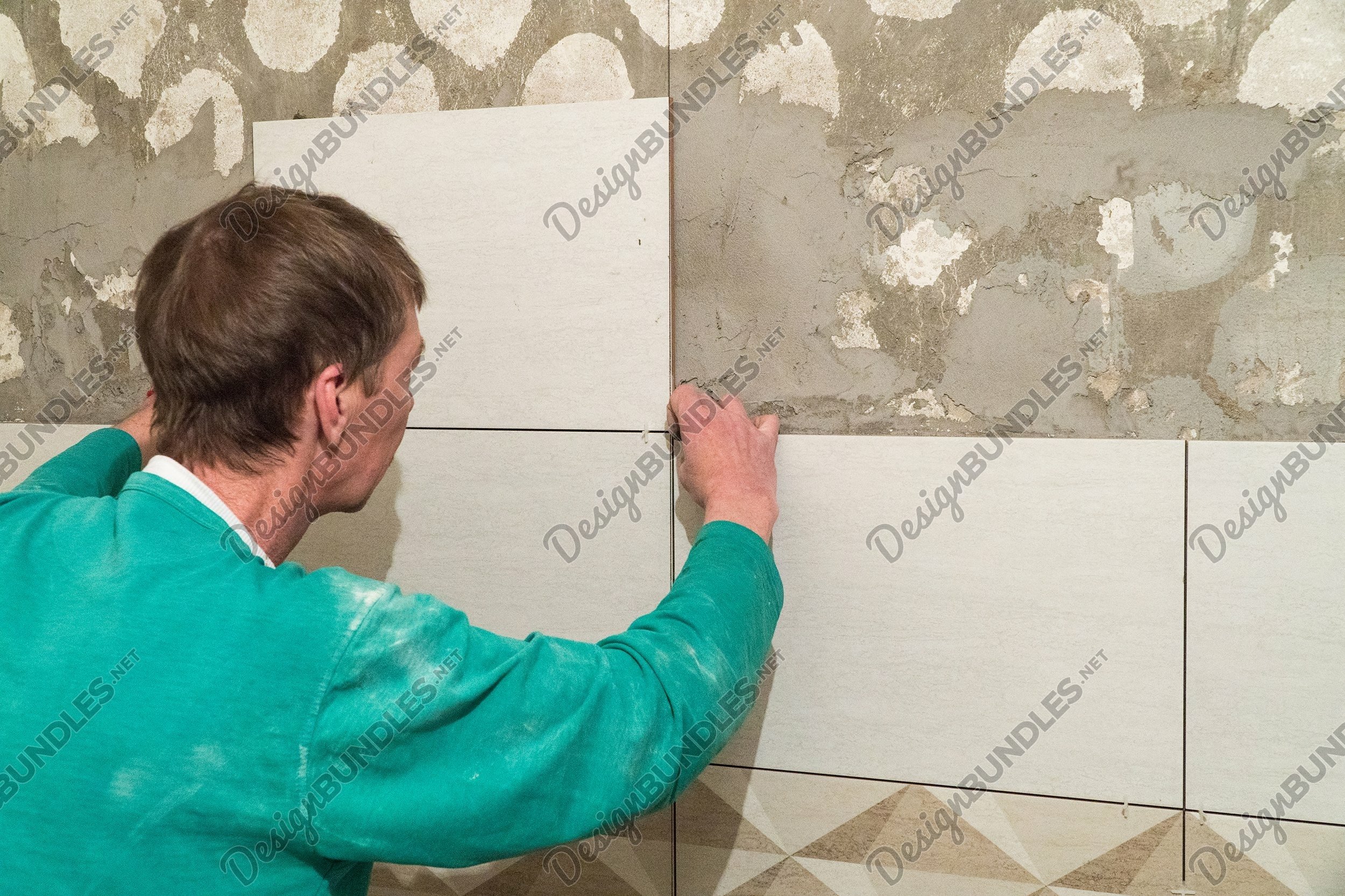 Finishing works. The technology of laying tile (1240618) | Industry ...