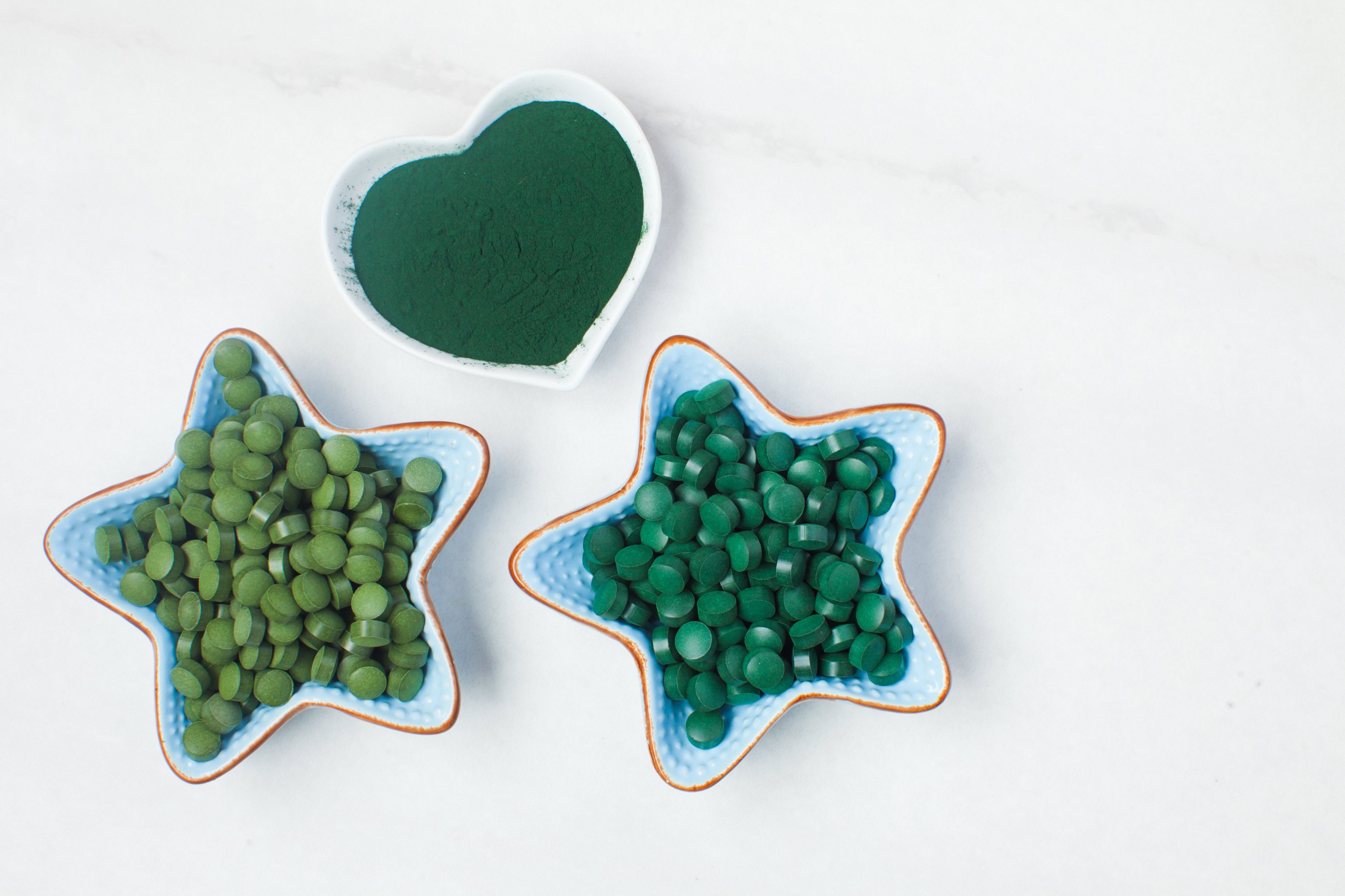 Spirulina algae powder and tablets (612027) | Food and Drink | Design ...