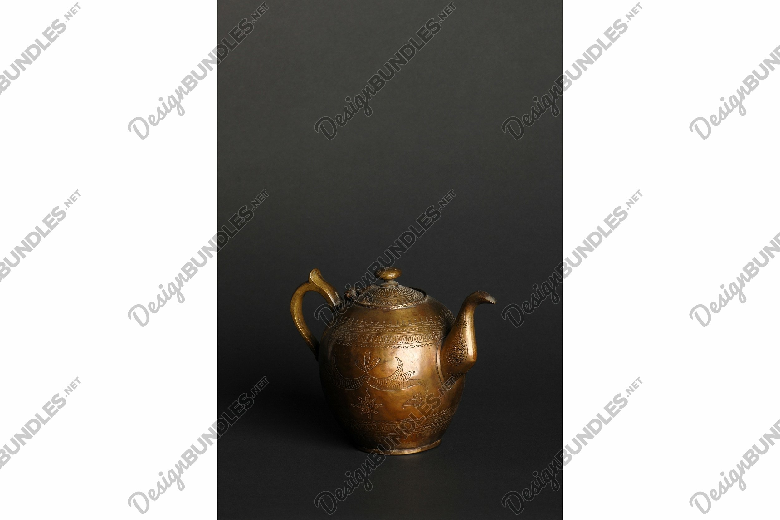 Ancient oriental metal jug . Antique bronze tableware (1241003 ...