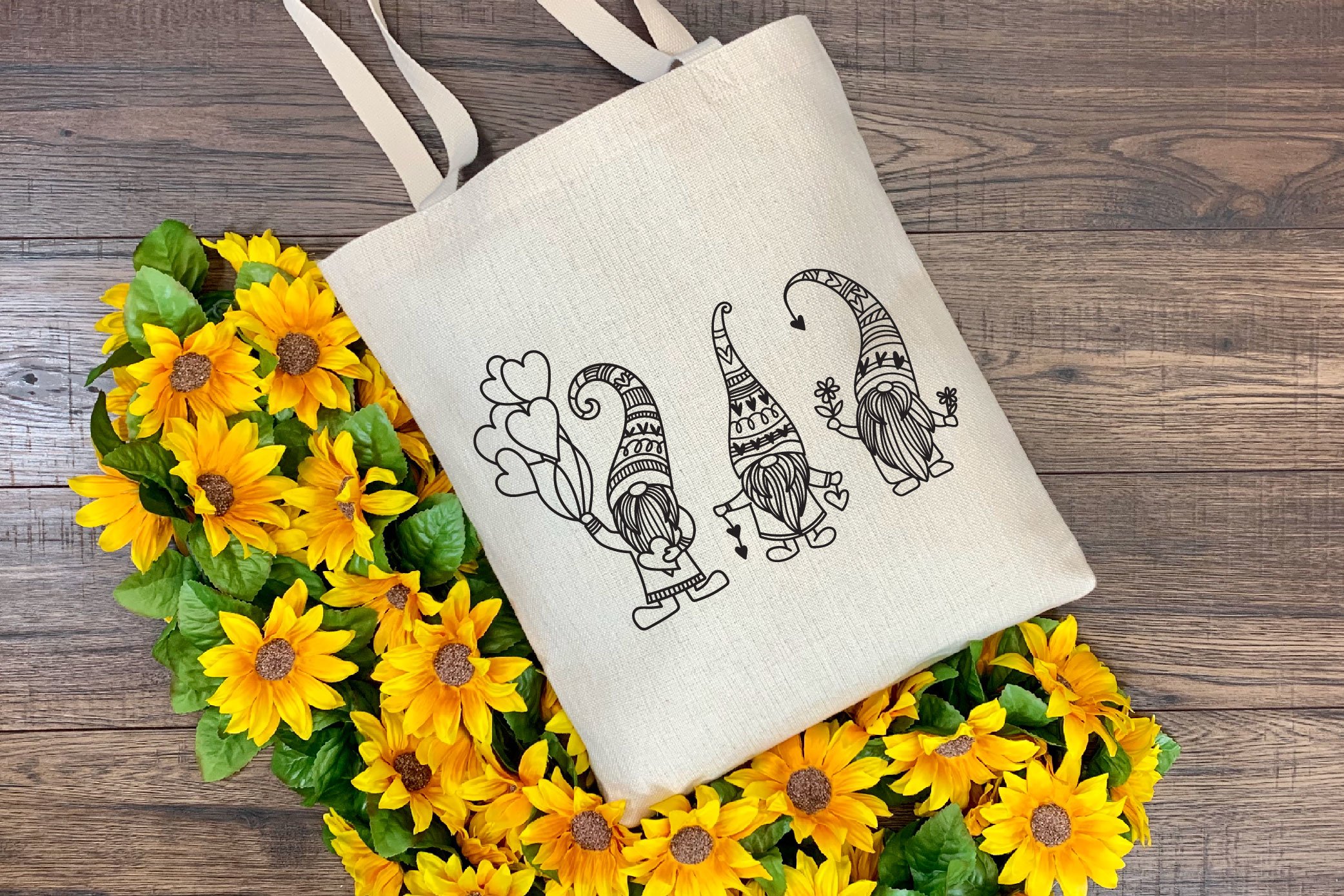 Valentines SVG | Gnomes SVG with Hearts and Flowers (1131392) | Paper ...