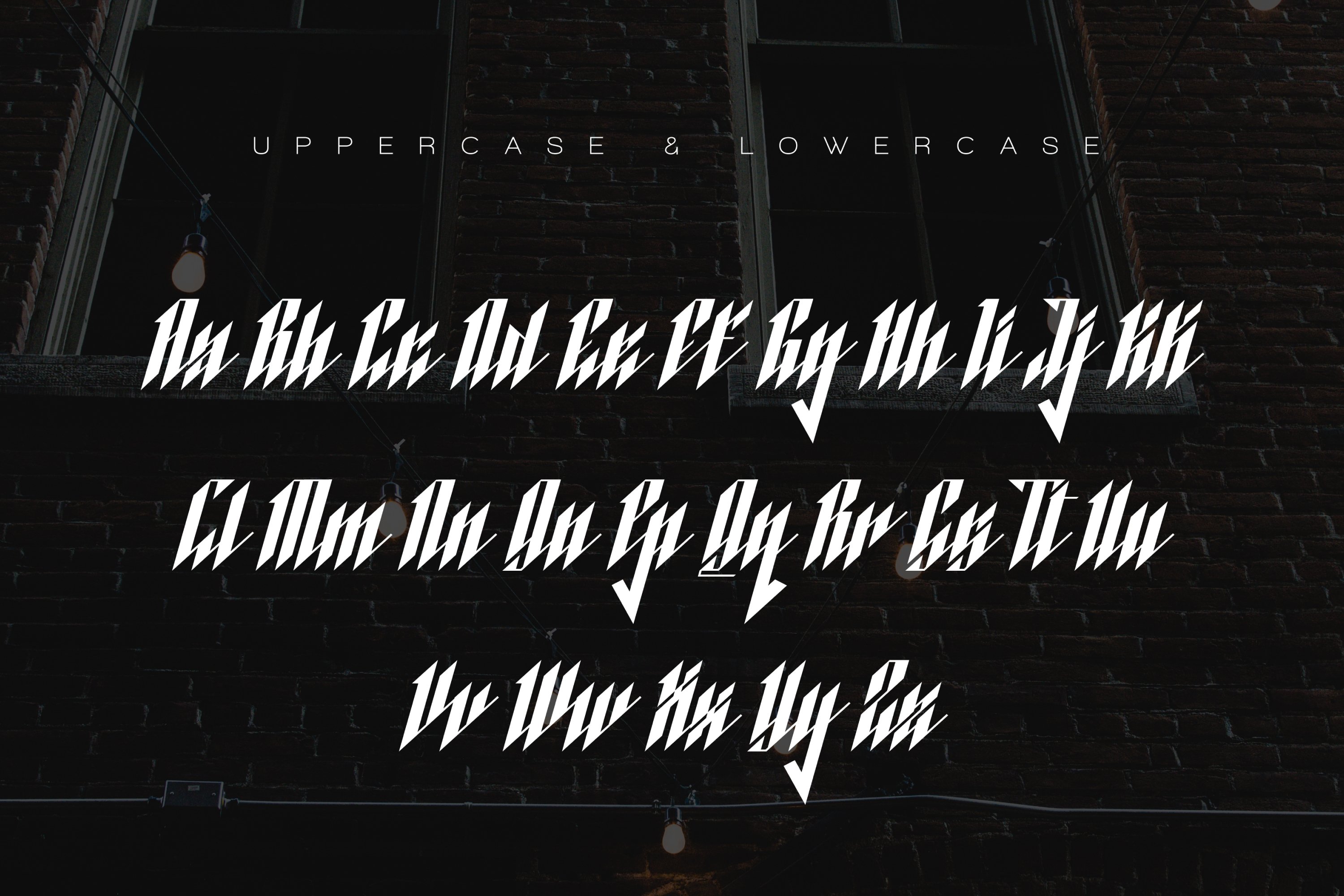 Blackburn Font (359000) | Calligraphy | Font Bundles