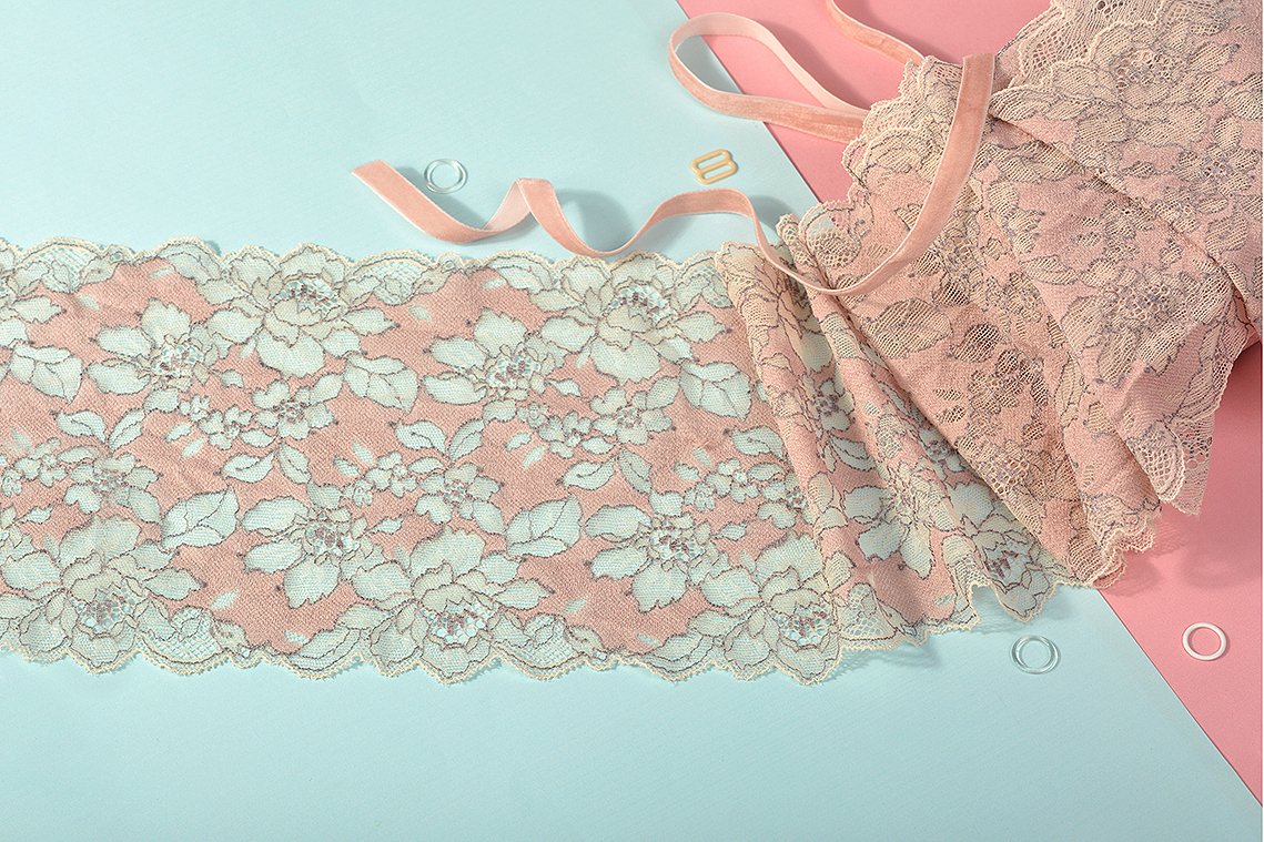 Photo of Delicate Beige color lace Ribbon (1277934)