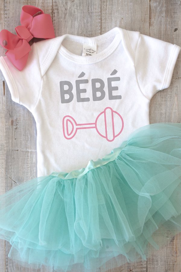 Bébé with Rattle SVG File