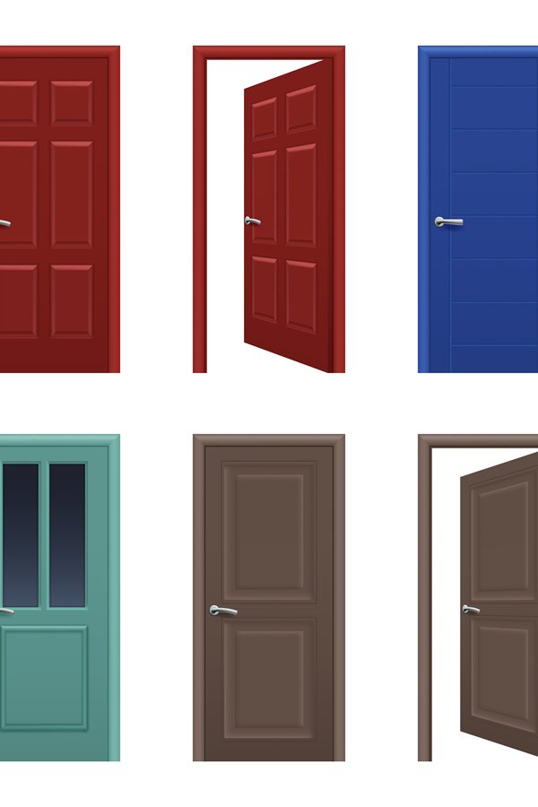 Realistic doors. Open and closed apartment entrance doors di