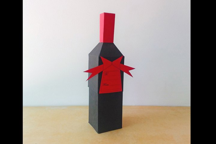 DIY Bottle favor - 3d papercraft (22447) | Printables | Design Bundles