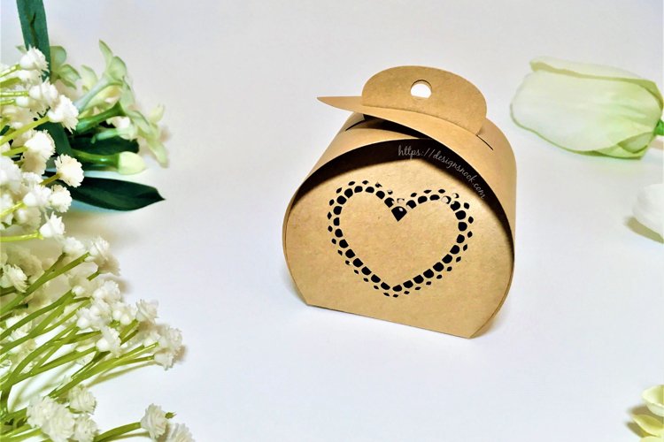 Creative box design, curvy box svg - gift box, treat box svg