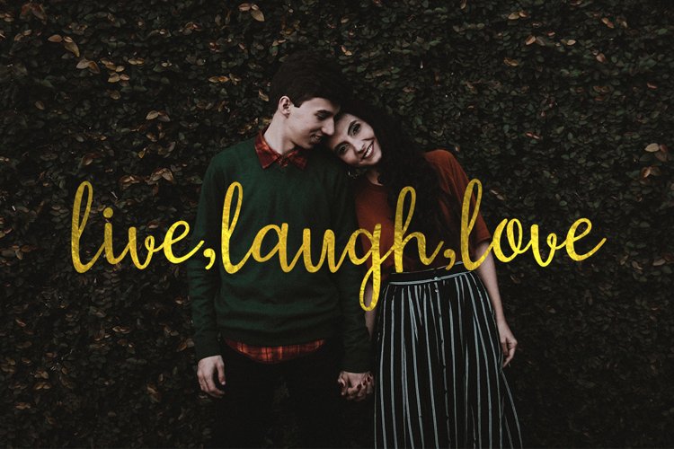 Austin Script - Free Font of The Week | Font Bundles